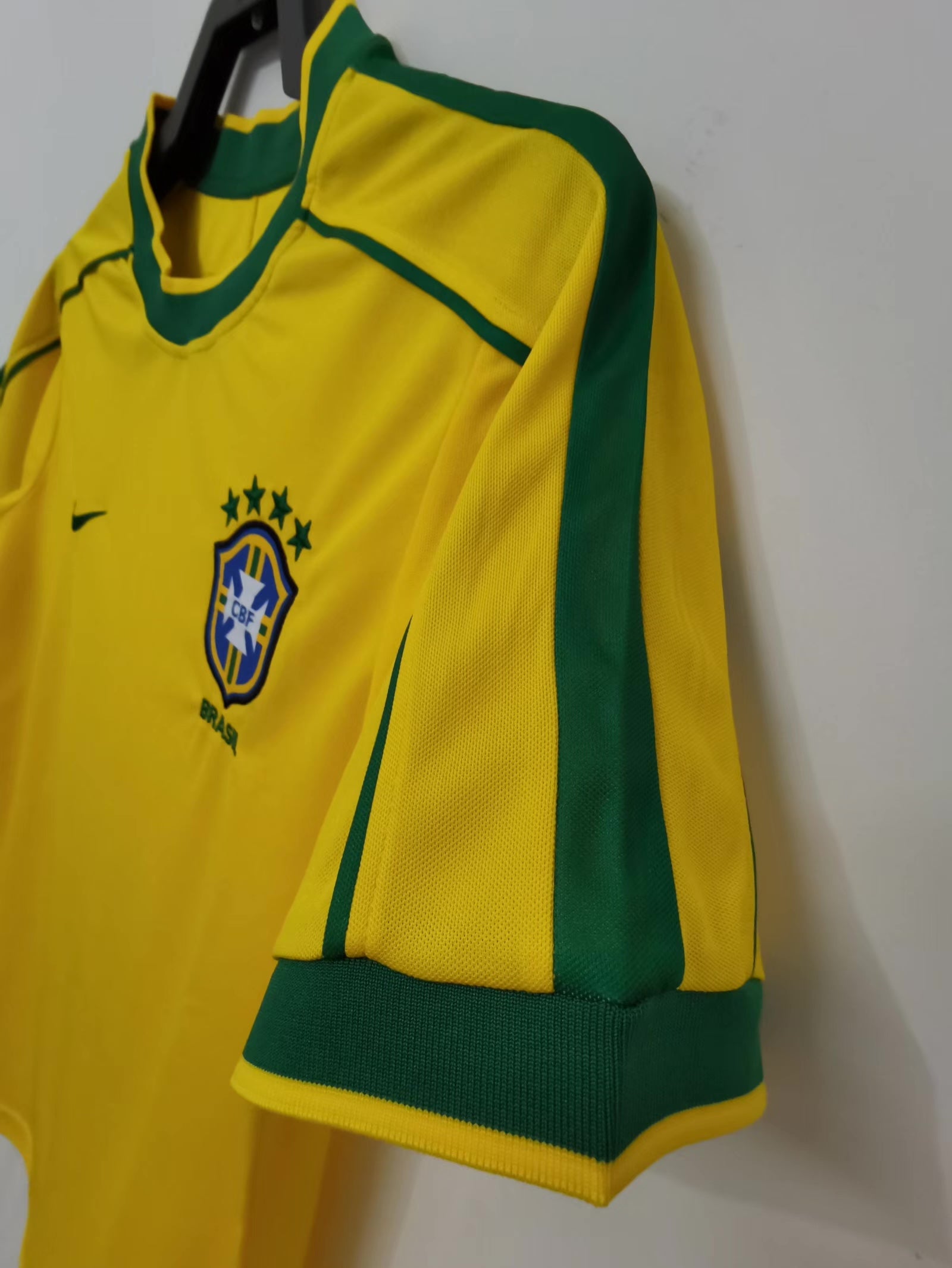 Brazil 1998 Home – False 9 Football